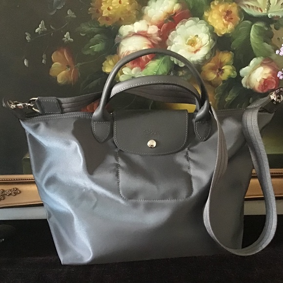 Longchamp | Bags | New Longchamp Le Pliage Neo Medium Nylon Shoulder ...